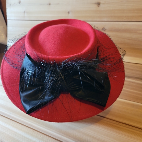 Michael Howard | Accessories | Vintage Michael Howard Wool Hat Miss ...